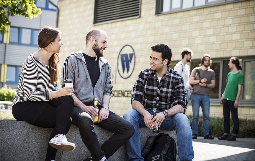 FH Wedel: Master IT Engineering – Study in English, Work in Germany ...