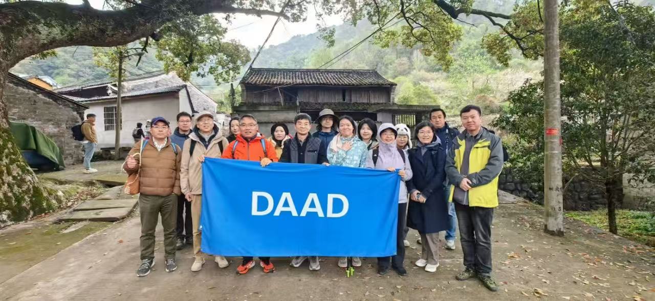 Frühlingsneuschnee auf Kirschblüten: Ein Bericht über die DAAD-Alumni ...
